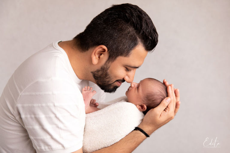 23 days newborn boy at a photoshoot | Edita Photography